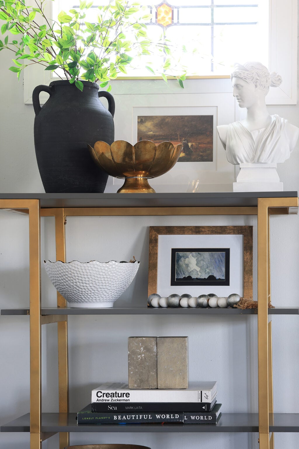 14+ Aesthetically-Pleasing Decor to Put on Your Shelves
